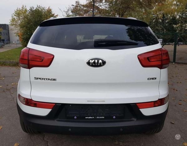 Balts Kia Sportage 2015 Šauļi, ar dzinēja tilpumu 1.69 L un nobraukumu 300 tūkst. km par 6500 €, foto 7 vietnē AUTOMOTO.COM.LV