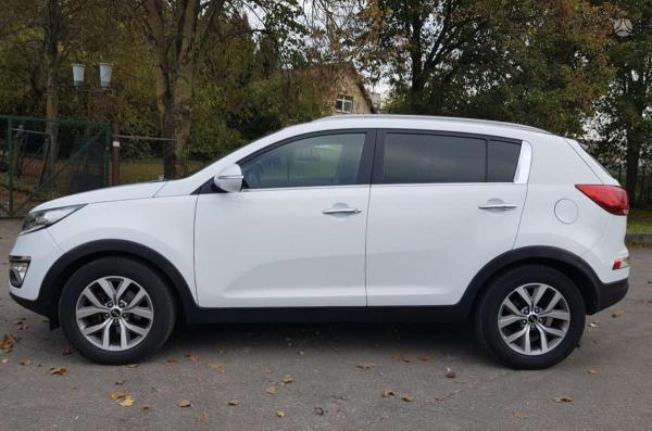 Balts Kia Sportage 2015 Šauļi, ar dzinēja tilpumu 1.69 L un nobraukumu 300 tūkst. km par 6500 €, foto 8 vietnē AUTOMOTO.COM.LV
