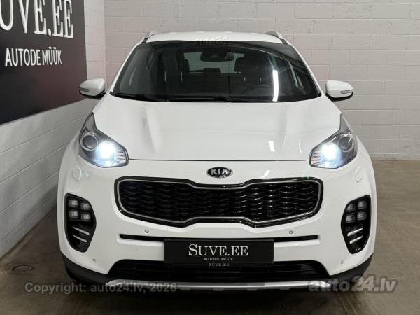 White Kia Sportage 2016 in Tallinn, with an engine capacity of 2.00 L and mileage of 142 thousand km for 13995 €, photo 3 on AUTOMOTO.COM.LV