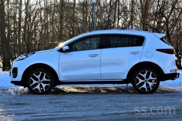 Balts Kia Sportage 2016 Rīga, ar dzinēja tilpumu 2.00 L un nobraukumu 140 tūkst. km par 11800 €, foto 3 vietnē AUTOMOTO.COM.LV