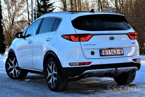 Balts Kia Sportage 2016 Rīga, ar dzinēja tilpumu 2.00 L un nobraukumu 140 tūkst. km par 11800 €, foto 4 vietnē AUTOMOTO.COM.LV