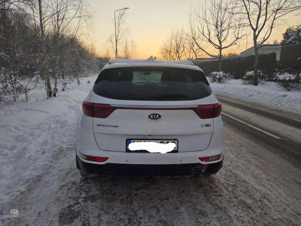 Balts Kia Sportage 2016 Viļņa, ar dzinēja tilpumu 1.69 L un nobraukumu 284 tūkst. km par 10600 €, foto 2 vietnē AUTOMOTO.COM.LV