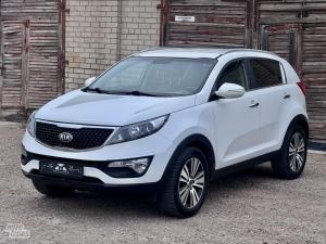 White Kia Sportage 2016 in Kretinga, with an engine capacity of 2.40 L and mileage of 181 thousand km for 7500 €, photo  on AUTOMOTO.COM.LV