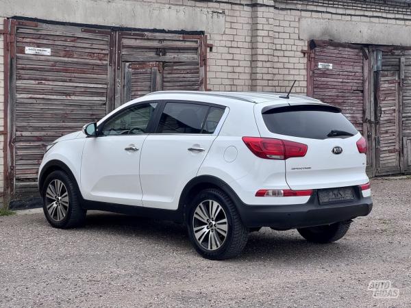 Balts Kia Sportage 2016 Kretinga, ar dzinēja tilpumu 2.40 L un nobraukumu 181 tūkst. km par 7500 €, foto 6 vietnē AUTOMOTO.COM.LV