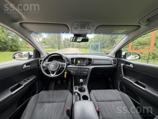 White Kia Sportage 2016 in Rezekne, with an engine capacity of 1.70 L and mileage of 230 thousand km for 8990 €, photo 7 on AUTOMOTO.COM.LV
