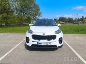 Белый Киа Sportage 2016 в Цесис, объемом двигателя 1.70 л и пробегом 191 тыс. км за 9700 €, фото  на AUTOMOTO.COM.LV