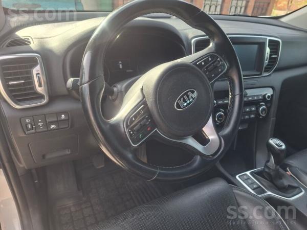 Белый Киа Sportage 2016 в Цесис, объемом двигателя 1.70 л и пробегом 191 тыс. км за 9700 €, фото 7 на AUTOMOTO.COM.LV