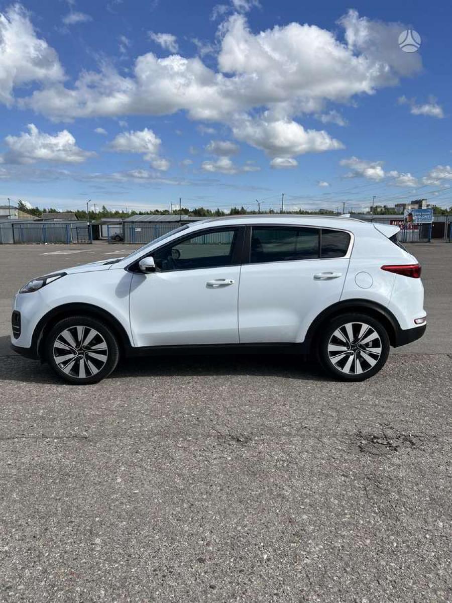 Balts Kia Sportage 2016 Panevēža, ar dzinēja tilpumu 1.69 L un nobraukumu 176 tūkst. km par 9400 €, foto 3 vietnē AUTOMOTO.COM.LV