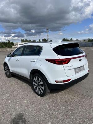 Balts Kia Sportage 2016 Panevēža, ar dzinēja tilpumu 1.69 L un nobraukumu 176 tūkst. km par 9400 €, foto 4 vietnē AUTOMOTO.COM.LV