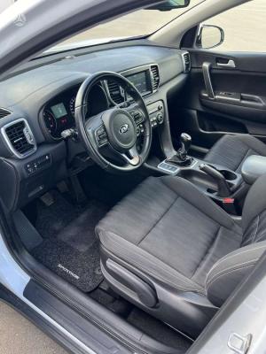 Balts Kia Sportage 2016 Panevēža, ar dzinēja tilpumu 1.69 L un nobraukumu 176 tūkst. km par 9400 €, foto 12 vietnē AUTOMOTO.COM.LV