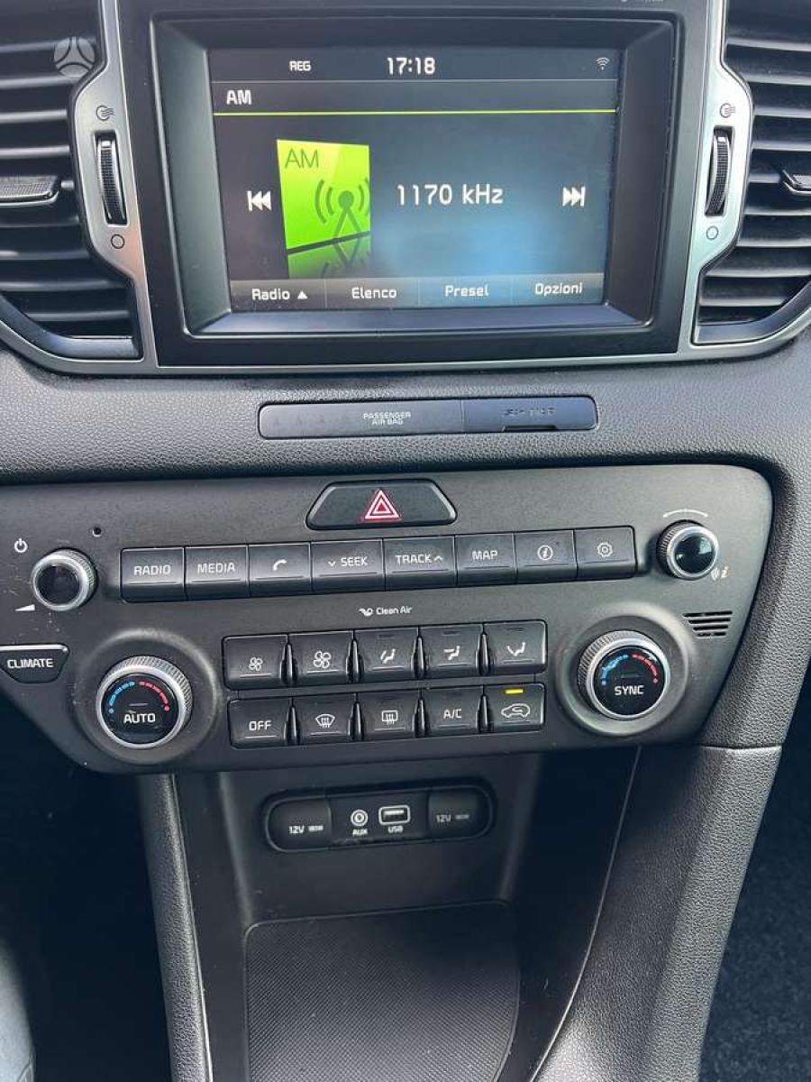 Balts Kia Sportage 2016 Panevēža, ar dzinēja tilpumu 1.69 L un nobraukumu 176 tūkst. km par 9400 €, foto 13 vietnē AUTOMOTO.COM.LV