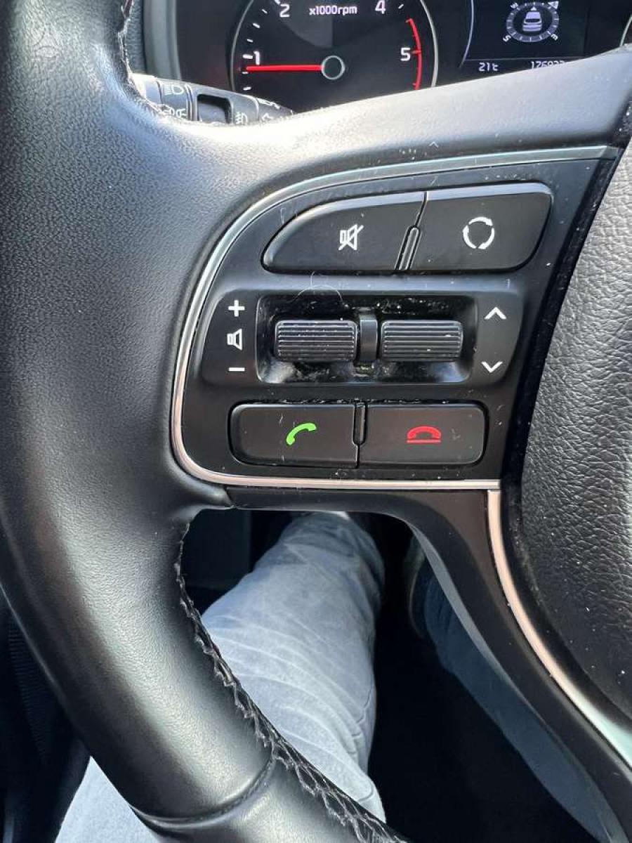 Balts Kia Sportage 2016 Panevēža, ar dzinēja tilpumu 1.69 L un nobraukumu 176 tūkst. km par 9400 €, foto 14 vietnē AUTOMOTO.COM.LV