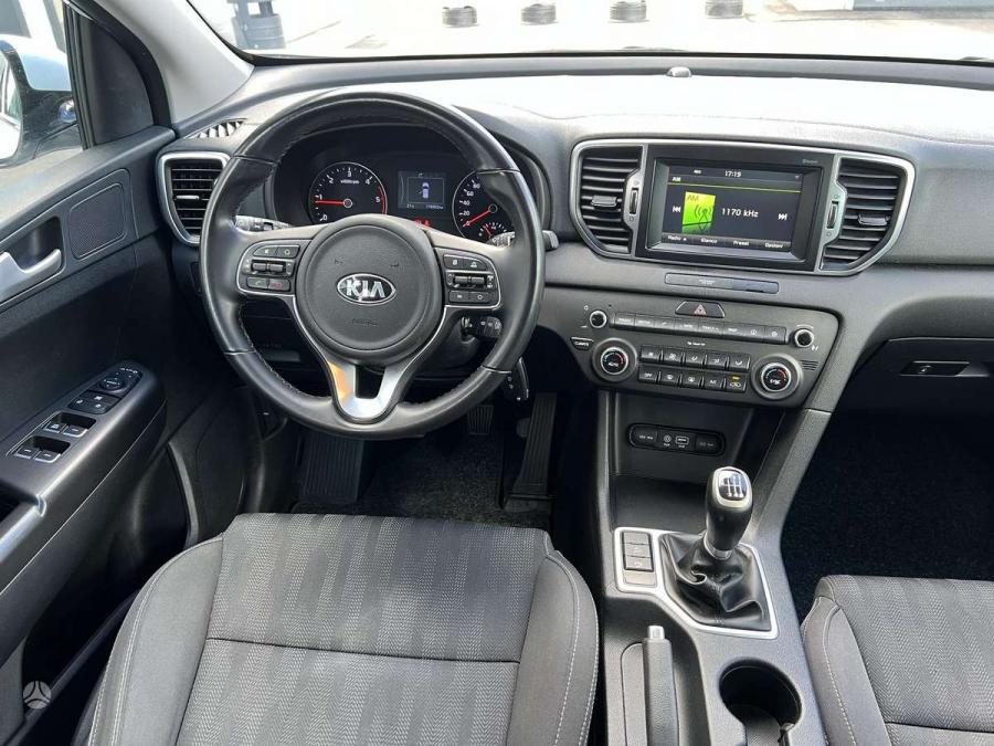 Balts Kia Sportage 2016 Panevēža, ar dzinēja tilpumu 1.69 L un nobraukumu 176 tūkst. km par 9400 €, foto 23 vietnē AUTOMOTO.COM.LV