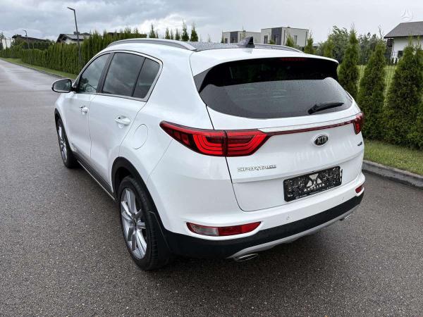 Белый Киа Sportage 2016 в Каунас, объемом двигателя 2.00 л и пробегом 174 тыс. км за 13500 €, фото 4 на AUTOMOTO.COM.LV