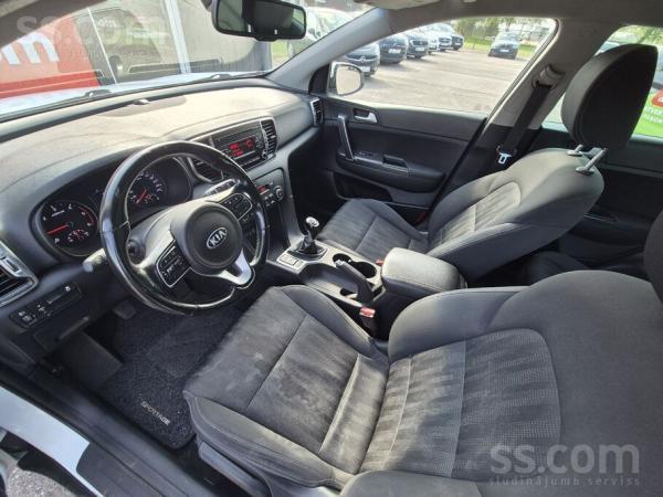 Balts Kia Sportage 2016 Rīga, ar dzinēja tilpumu 1.70 L un nobraukumu 213 tūkst. km par 7990 €, foto 7 vietnē AUTOMOTO.COM.LV