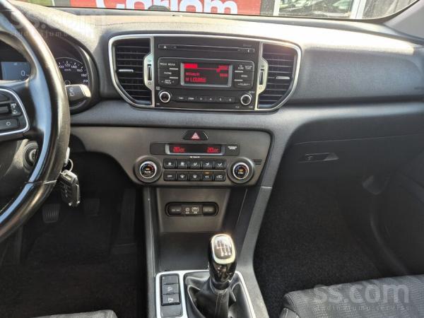 Balts Kia Sportage 2016 Rīga, ar dzinēja tilpumu 1.70 L un nobraukumu 213 tūkst. km par 7990 €, foto 10 vietnē AUTOMOTO.COM.LV