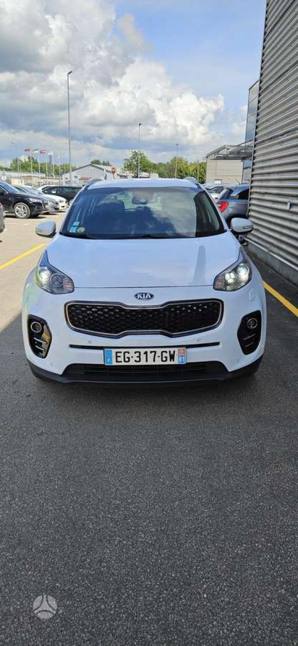 Balts Kia Sportage 2016 Tauragė, ar dzinēja tilpumu 1.69 L un nobraukumu 194 tūkst. km par 9850 €, foto 1 vietnē AUTOMOTO.COM.LV
