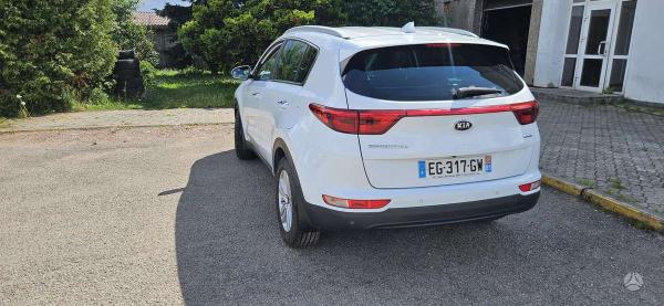 Balts Kia Sportage 2016 Tauragė, ar dzinēja tilpumu 1.69 L un nobraukumu 194 tūkst. km par 9850 €, foto 4 vietnē AUTOMOTO.COM.LV