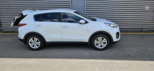 Balts Kia Sportage 2016 Tauragė, ar dzinēja tilpumu 1.69 L un nobraukumu 194 tūkst. km par 9850 €, foto 9 vietnē AUTOMOTO.COM.LV