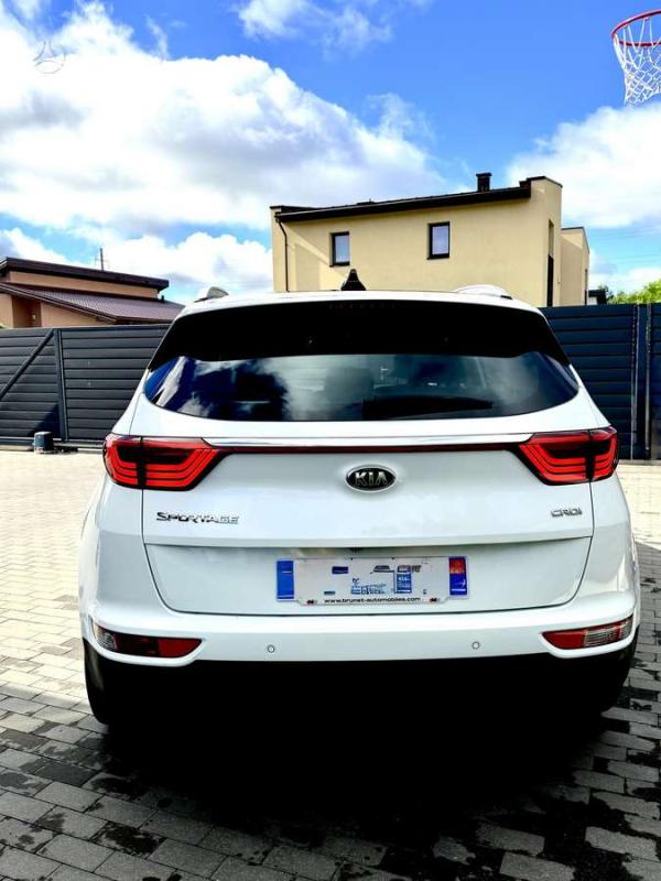 Белый Киа Sportage 2016 в Каунас, объемом двигателя 2.00 л и пробегом 168 тыс. км за 12900 €, фото 6 на AUTOMOTO.COM.LV
