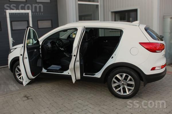 Kia Sportage 2016 in Riga on AUTOMOTO.COM.LV White Kia Sportage 2016 in Riga, with an engine capacity of 2.00 L and mileage of 41 thousand km for 12950 €, photo 10 on AUTOMOTO.COM.LV