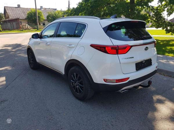 Balts Kia Sportage 2016 Radviliškis, ar dzinēja tilpumu 1.60 L un nobraukumu 218 tūkst. km par 9700 €, foto 7 vietnē AUTOMOTO.COM.LV