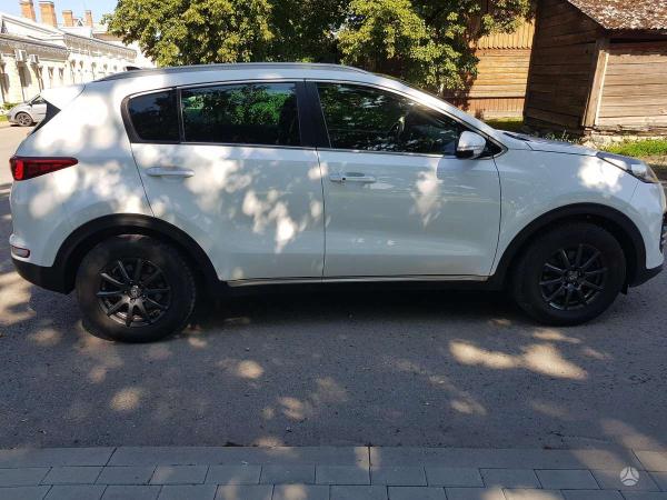 Balts Kia Sportage 2016 Radviliškis, ar dzinēja tilpumu 1.60 L un nobraukumu 218 tūkst. km par 9700 €, foto 11 vietnē AUTOMOTO.COM.LV