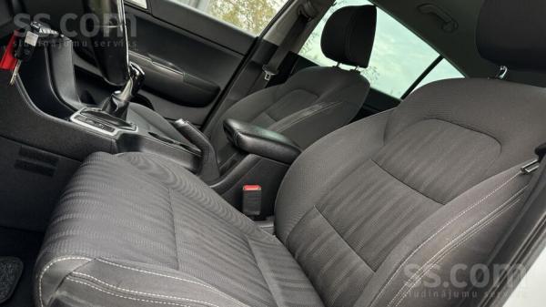 Balts Kia Sportage 2016 Rīga, ar dzinēja tilpumu 1.70 L un nobraukumu 213 tūkst. km par 7650 €, foto 7 vietnē AUTOMOTO.COM.LV