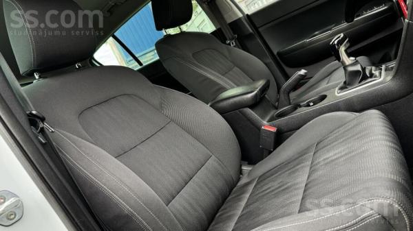 Balts Kia Sportage 2016 Rīga, ar dzinēja tilpumu 1.70 L un nobraukumu 213 tūkst. km par 7650 €, foto 11 vietnē AUTOMOTO.COM.LV