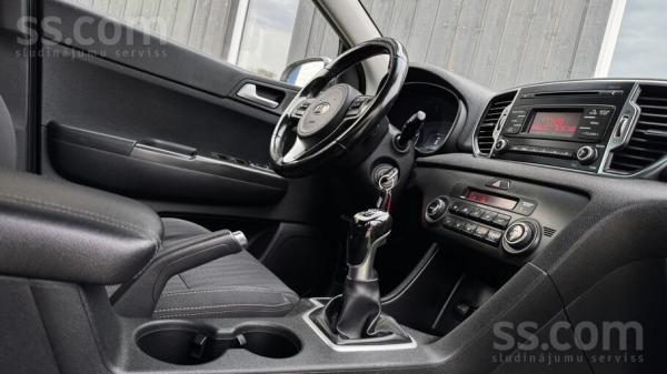Белый Киа Sportage 2016 в Рига, объемом двигателя 1.70 л и пробегом 213 тыс. км за 7650 €, фото 6 на AUTOMOTO.COM.LV