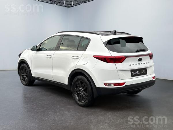 White Kia Sportage 2017 in Riga, with an engine capacity of 1.60 L and mileage of 104 thousand km for 12820 €, photo 3 on AUTOMOTO.COM.LV