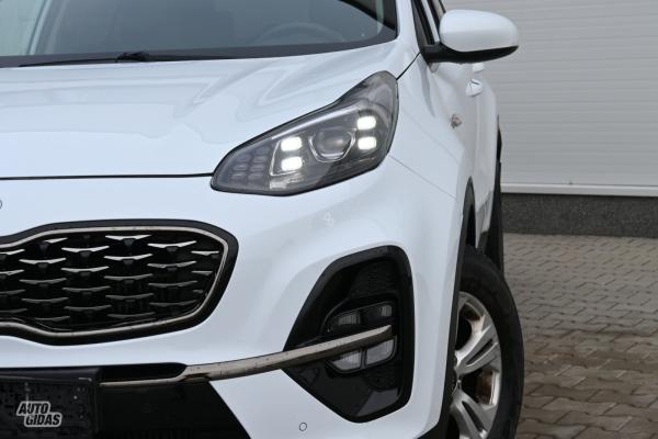 Balts Kia Sportage 2017 Kretinga, ar dzinēja tilpumu 1.70 L un nobraukumu 140 tūkst. km par 10499 €, foto 5 vietnē AUTOMOTO.COM.LV