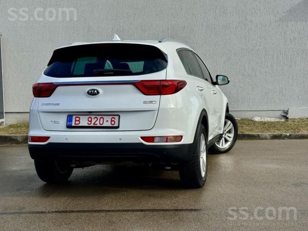 Balts Kia Sportage 2017 Jelgava, ar dzinēja tilpumu 1.70 L un nobraukumu 0 tūkst. km par 9950 €, foto 7 vietnē AUTOMOTO.COM.LV