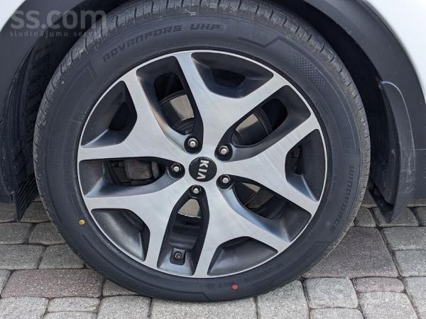 Белый Киа Sportage 2017 в Рига, объемом двигателя 2.00 л и пробегом 115 тыс. км за 15300 €, фото 9 на AUTOMOTO.COM.LV