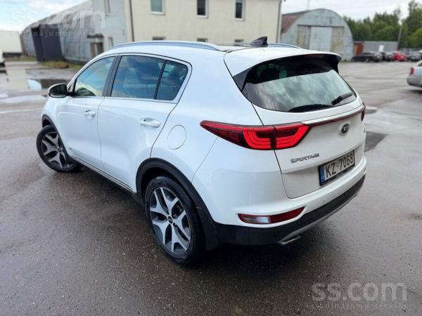 Белый Киа Sportage 2017 в Рига, объемом двигателя 2.00 л и пробегом 116 тыс. км за 14800 €, фото 3 на AUTOMOTO.COM.LV