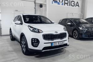 Balts Kia Sportage 2017 Rīga, ar dzinēja tilpumu 2.00 L un nobraukumu 106 tūkst. km par 15290 €, foto  vietnē AUTOMOTO.COM.LV