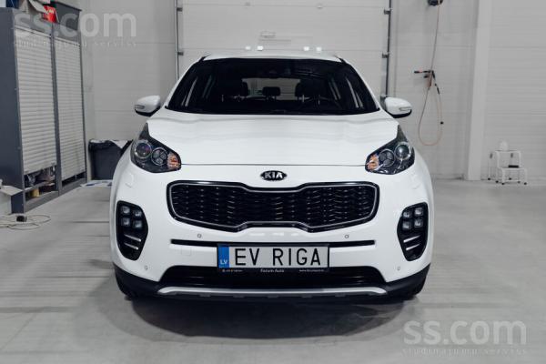 Balts Kia Sportage 2017 Rīga, ar dzinēja tilpumu 2.00 L un nobraukumu 106 tūkst. km par 15290 €, foto 2 vietnē AUTOMOTO.COM.LV