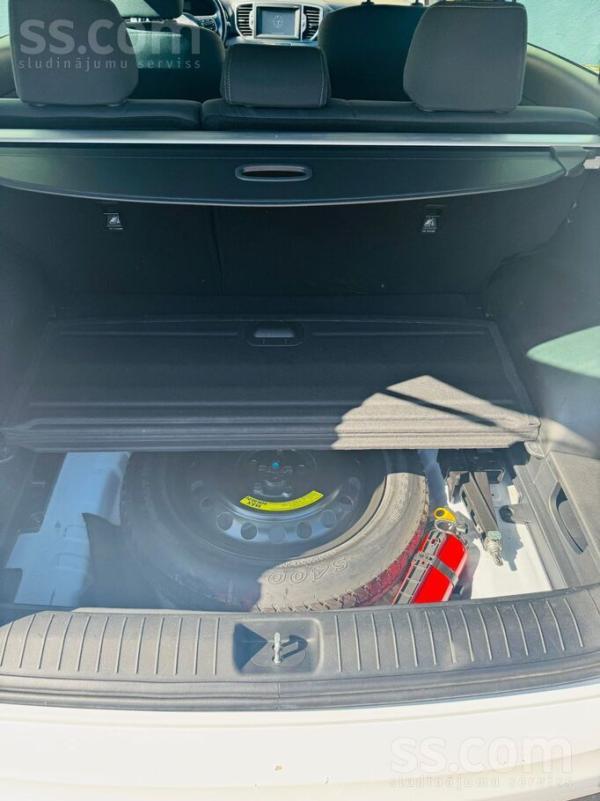 Balts Kia Sportage 2017 Rīga, ar dzinēja tilpumu 2.00 L un nobraukumu 163 tūkst. km par 12300 €, foto 10 vietnē AUTOMOTO.COM.LV