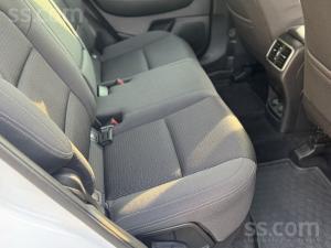 White Kia Sportage 2017 in Riga, with an engine capacity of 2.00 L and mileage of 163 thousand km for 12300 €, photo 13 on AUTOMOTO.COM.LV