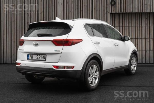 Белый Киа Sportage 2017 в Рига, объемом двигателя 1.70 л и пробегом 160 тыс. км за 11000 €, фото 5 на AUTOMOTO.COM.LV