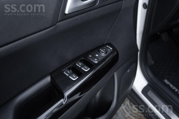 Balts Kia Sportage 2017 Jelgava, ar dzinēja tilpumu 1.70 L un nobraukumu 0 tūkst. km par 10950 €, foto 10 vietnē AUTOMOTO.COM.LV