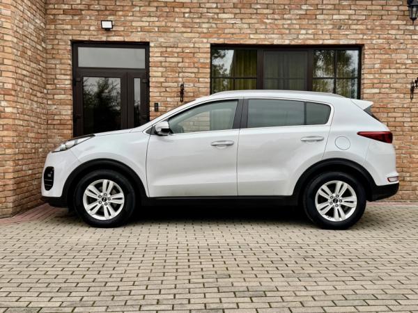 Белый Киа Sportage 2017 в Рига, объемом двигателя 1.70 л и пробегом 195 тыс. км за 11750 €, фото 7 на AUTOMOTO.COM.LV