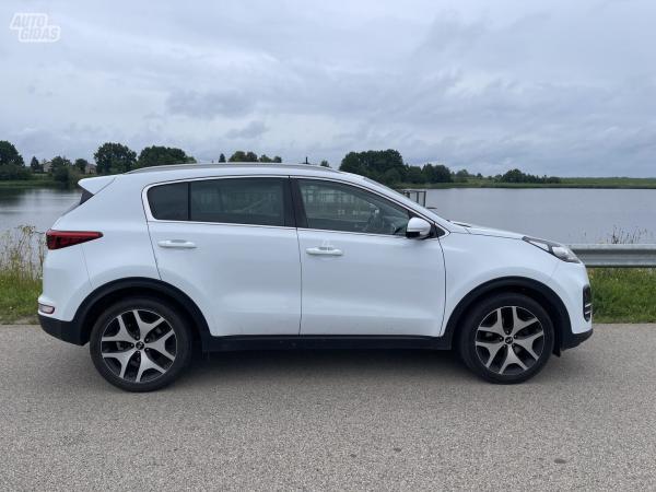 Balts Kia Sportage 2017 Viļņa, ar dzinēja tilpumu 1.70 L un nobraukumu 151 tūkst. km par 11200 €, foto 2 vietnē AUTOMOTO.COM.LV