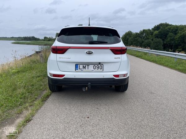 Balts Kia Sportage 2017 Viļņa, ar dzinēja tilpumu 1.70 L un nobraukumu 151 tūkst. km par 11200 €, foto 4 vietnē AUTOMOTO.COM.LV