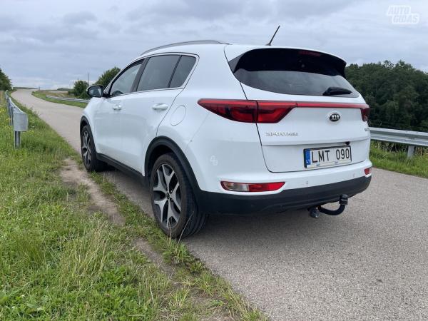 Balts Kia Sportage 2017 Viļņa, ar dzinēja tilpumu 1.70 L un nobraukumu 151 tūkst. km par 11200 €, foto 5 vietnē AUTOMOTO.COM.LV