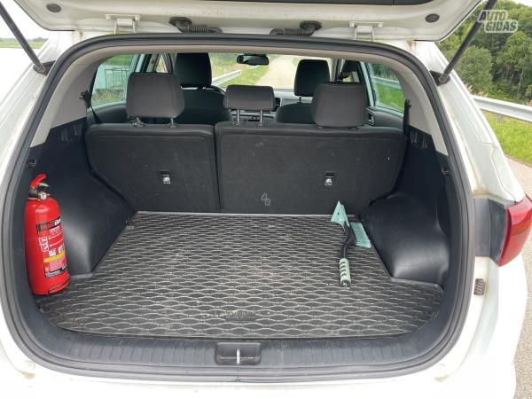 Balts Kia Sportage 2017 Viļņa, ar dzinēja tilpumu 1.70 L un nobraukumu 151 tūkst. km par 11200 €, foto 9 vietnē AUTOMOTO.COM.LV