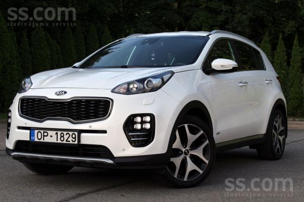 White Kia Sportage 2017 in Riga, with an engine capacity of 2.00 L and mileage of 160 thousand km for 12999 €, photo 2 on AUTOMOTO.COM.LV