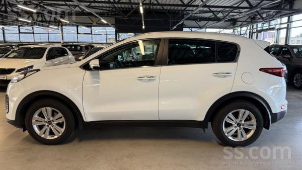 Белый Киа Sportage 2017 в Рига, объемом двигателя 1.70 л и пробегом 206 тыс. км за 8500 €, фото 2 на AUTOMOTO.COM.LV
