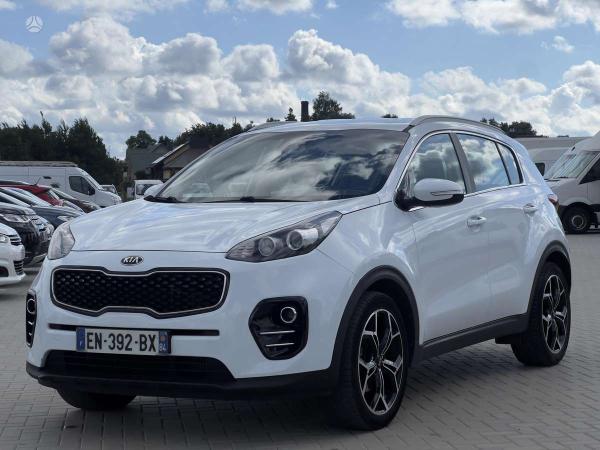 Белый Киа Sportage 2017 в Таураге, объемом двигателя 1.69 л и пробегом 240 тыс. км за 8800 €, фото 2 на AUTOMOTO.COM.LV