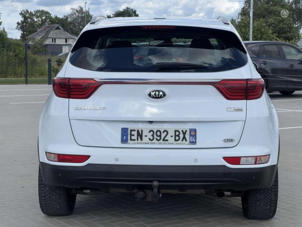 Белый Киа Sportage 2017 в Таураге, объемом двигателя 1.69 л и пробегом 240 тыс. км за 8800 €, фото 8 на AUTOMOTO.COM.LV